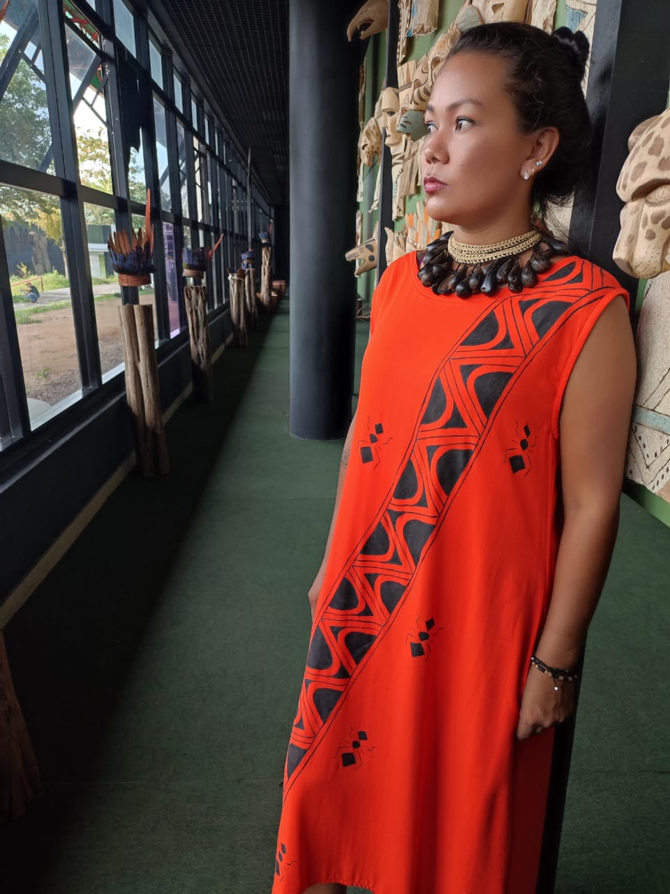 Desfile de moda indígena destaca arte originária no Centro Cultural dos ...